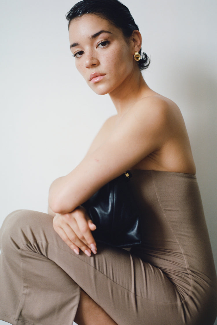 RE ONA - Official Website and Online Store